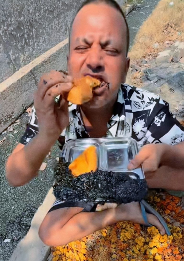 Puneet Superstar Sparks Outrage After Eating Bread Pakora with Drain ...